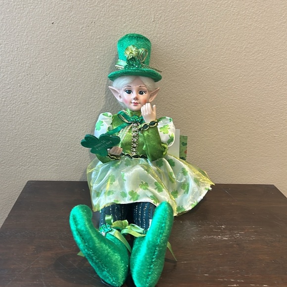 Holiday | St Patricks Day Irish Elf Female Shamrock Doll Shelf Sitter ...